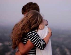 TIPOS DE ABRAZOS - 9 SIGNIFICADOS DE CADA ABRAZO -IAFI